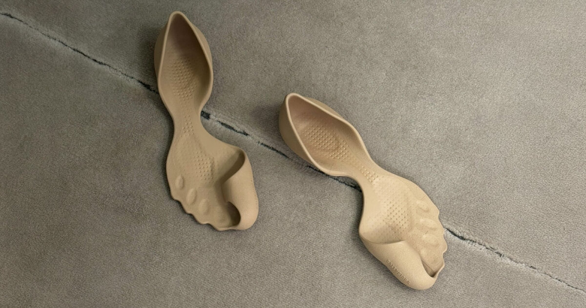balenciaga-3D-printed-barefoot-zero-shoes-designboom-fb-1